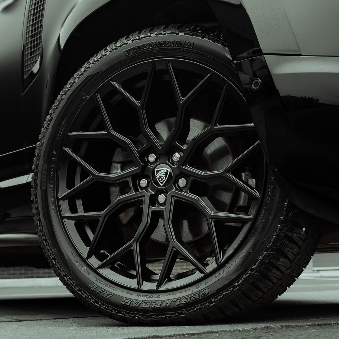 Land Rover Defender 110 Predator Body Kit